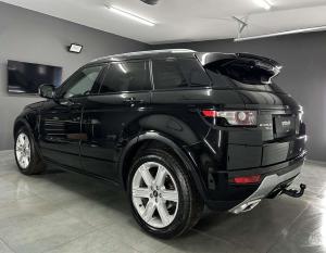Melns Land Rover Range Rover Evoque 2013 Utena, ar dzinēja tilpumu 2.20 L un nobraukumu 200 tūkst. km par 9450 €, foto 4 vietnē AUTOMOTO.COM.LV