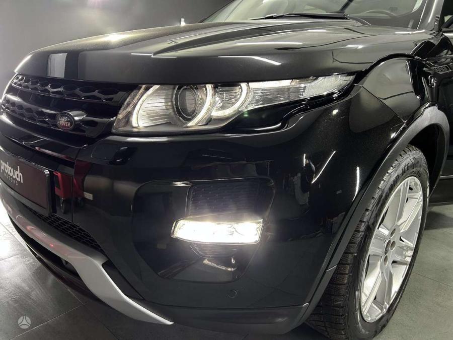 Melns Land Rover Range Rover Evoque 2013 Utena, ar dzinēja tilpumu 2.20 L un nobraukumu 200 tūkst. km par 9450 €, foto 5 vietnē AUTOMOTO.COM.LV