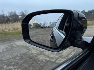 Black Land Rover Range Rover Evoque 2013 in Utena, with an engine capacity of 2.18 L and mileage of 222 thousand km for 12650 €, photo 28 on AUTOMOTO.COM.LV