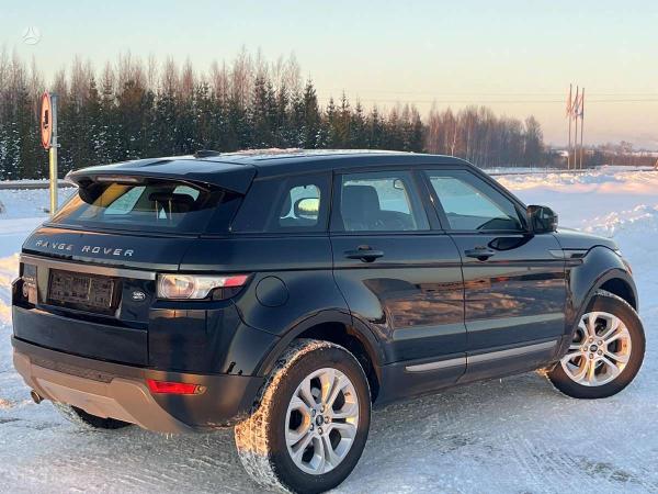 Black Land Rover Range Rover Evoque 2013 in Raseiniai, with an engine capacity of 2.18 L and mileage of 282 thousand km for 10350 €, photo 3 on AUTOMOTO.COM.LV