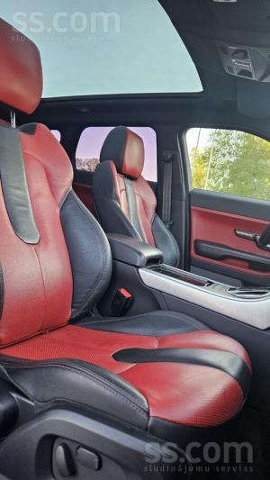 Melns Land Rover Range Rover Evoque 2013 Cēsis, ar dzinēja tilpumu 2.00 L un nobraukumu 163 tūkst. km par 13700 €, foto 6 vietnē AUTOMOTO.COM.LV