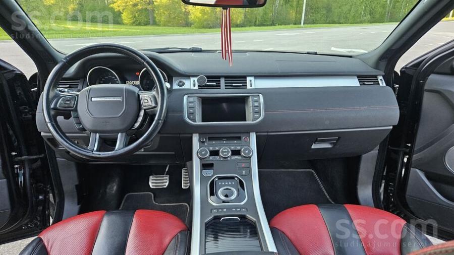 Melns Land Rover Range Rover Evoque 2013 Cēsis, ar dzinēja tilpumu 2.00 L un nobraukumu 163 tūkst. km par 13700 €, foto 8 vietnē AUTOMOTO.COM.LV