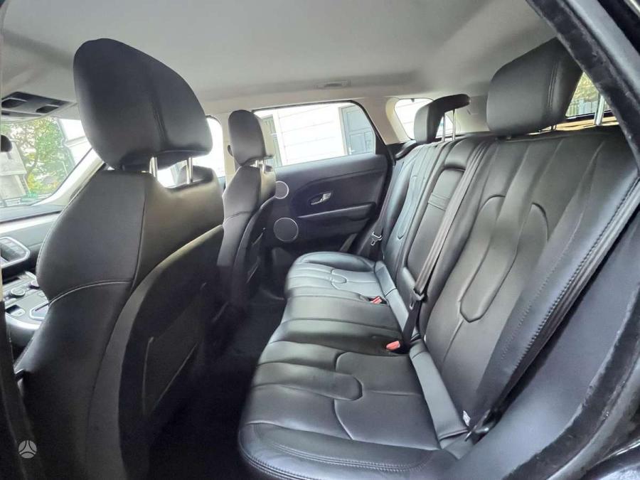 Black Land Rover Range Rover Evoque 2013 in Raseiniai, with an engine capacity of 2.18 L and mileage of 282 thousand km for 8999 €, photo 22 on AUTOMOTO.COM.LV
