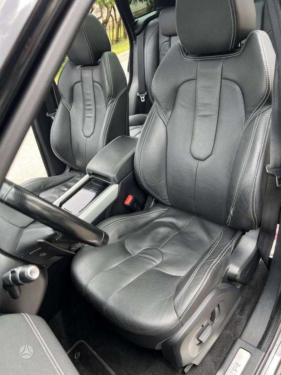Black Land Rover Range Rover Evoque 2013 in Prienai, with an engine capacity of 2.18 L and mileage of 186 thousand km for 10999 €, photo 14 on AUTOMOTO.COM.LV