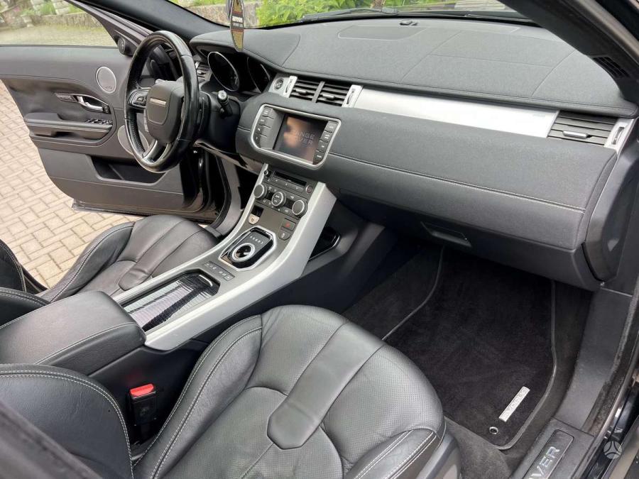 Black Land Rover Range Rover Evoque 2013 in Prienai, with an engine capacity of 2.18 L and mileage of 186 thousand km for 10999 €, photo 21 on AUTOMOTO.COM.LV