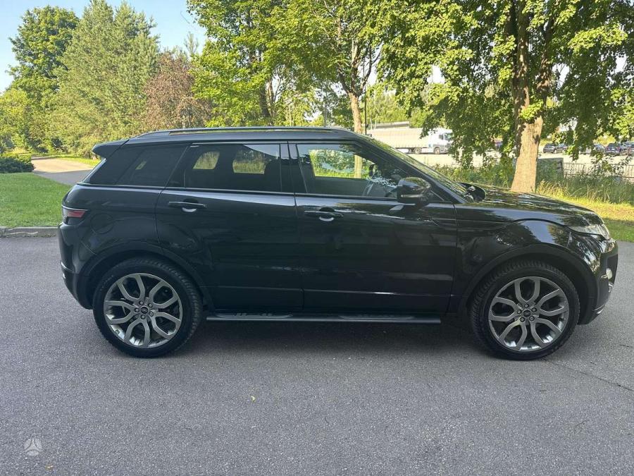Black Land Rover Range Rover Evoque 2013 in Alytus, with an engine capacity of 2.18 L and mileage of 300 thousand km for 9600 €, photo 5 on AUTOMOTO.COM.LV