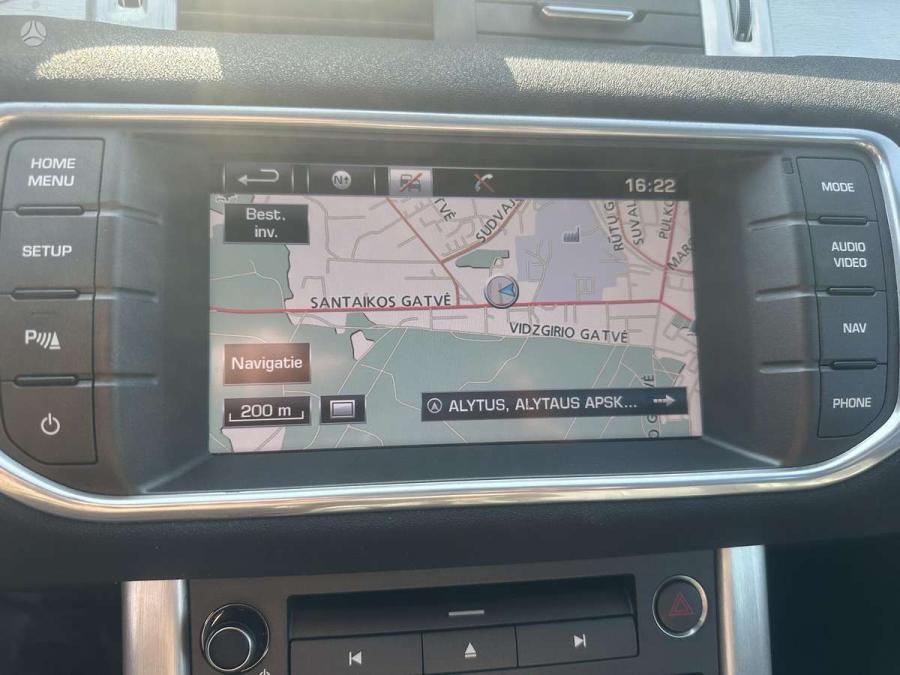 Black Land Rover Range Rover Evoque 2013 in Alytus, with an engine capacity of 2.18 L and mileage of 300 thousand km for 9600 €, photo 34 on AUTOMOTO.COM.LV
