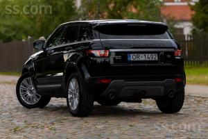 Black Land Rover Range Rover Evoque 2013 in Jelgava, with an engine capacity of 2.20 L and mileage of 0 thousand km for 10750 €, photo 3 on AUTOMOTO.COM.LV