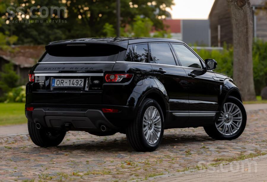 Black Land Rover Range Rover Evoque 2013 in Jelgava, with an engine capacity of 2.20 L and mileage of 0 thousand km for 10750 €, photo 4 on AUTOMOTO.COM.LV