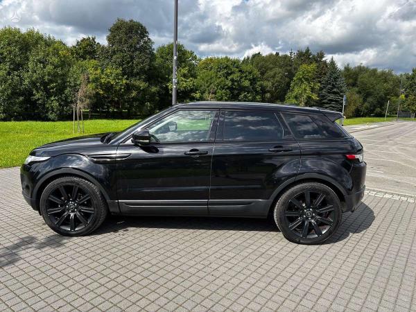Black Land Rover Range Rover Evoque 2013 in Panevezys, with an engine capacity of 2.18 L and mileage of 250 thousand km for 7800 €, photo 7 on AUTOMOTO.COM.LV