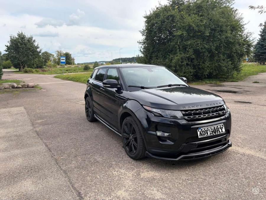 Melns Land Rover Range Rover Evoque 2013 Kauņa, ar dzinēja tilpumu 2.00 L un nobraukumu 198 tūkst. km par 11000 €, foto 5 vietnē AUTOMOTO.COM.LV