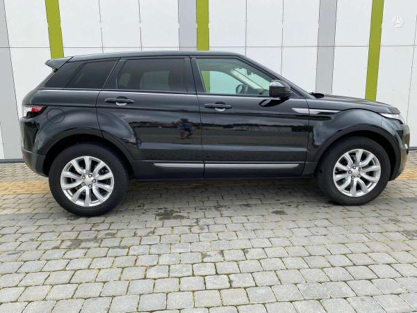 Black Land Rover Range Rover Evoque 2014 in Raseiniai, with an engine capacity of 2.18 L and mileage of 232 thousand km for 9900 €, photo 4 on AUTOMOTO.COM.LV