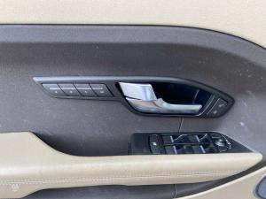 Melns Land Rover Range Rover Evoque 2014 Raseiniai, ar dzinēja tilpumu 2.18 L un nobraukumu 232 tūkst. km par 9900 €, foto 17 vietnē AUTOMOTO.COM.LV