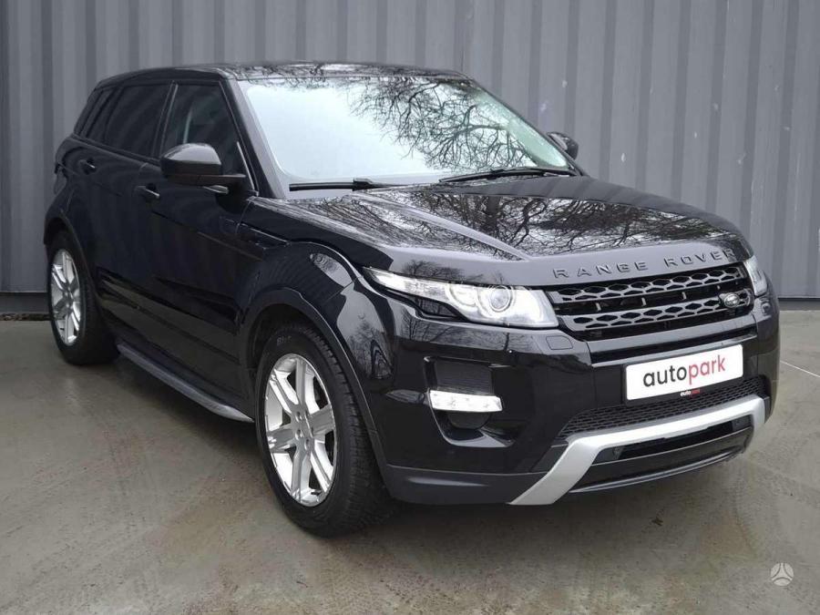 Melns Land Rover Range Rover Evoque 2014 Viļņa, ar dzinēja tilpumu 2.20 L un nobraukumu 171 tūkst. km par 12500 €, foto 2 vietnē AUTOMOTO.COM.LV
