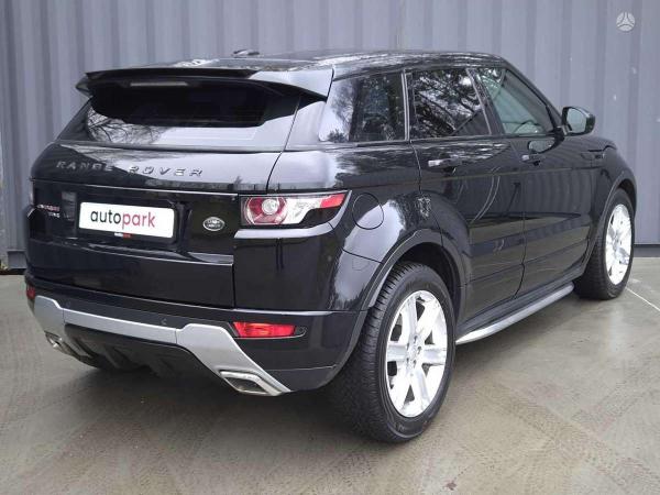 Melns Land Rover Range Rover Evoque 2014 Viļņa, ar dzinēja tilpumu 2.20 L un nobraukumu 171 tūkst. km par 12500 €, foto 3 vietnē AUTOMOTO.COM.LV