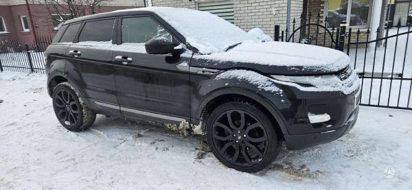 Black Land Rover Range Rover Evoque 2014 in Kaunas, with an engine capacity of 2.18 L and mileage of 168 thousand km for 2499 €, photo 2 on AUTOMOTO.COM.LV