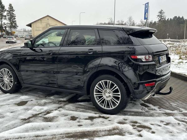 Melns Land Rover Range Rover Evoque 2014 Utena, ar dzinēja tilpumu 2.18 L un nobraukumu 190 tūkst. km par 12300 €, foto 6 vietnē AUTOMOTO.COM.LV