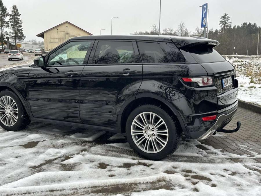 Melns Land Rover Range Rover Evoque 2014 Utena, ar dzinēja tilpumu 2.18 L un nobraukumu 190 tūkst. km par 12300 €, foto 6 vietnē AUTOMOTO.COM.LV