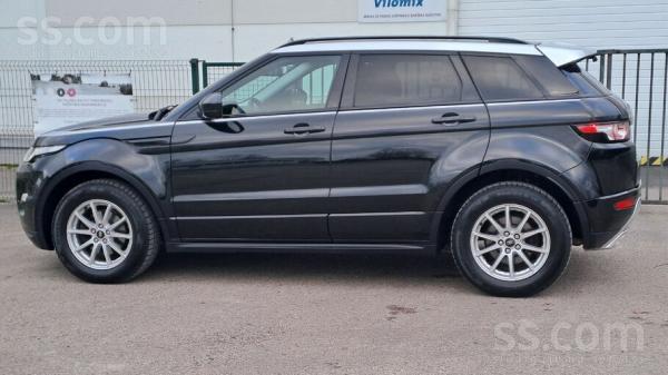 Black Land Rover Range Rover Evoque 2014 in Tukums, with an engine capacity of 2.20 L and mileage of 250 thousand km for 12900 €, photo 1 on AUTOMOTO.COM.LV