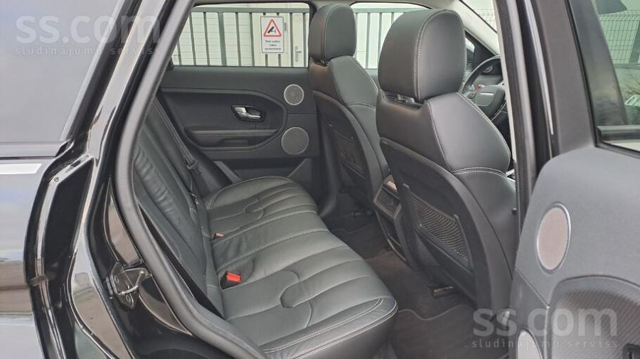 Black Land Rover Range Rover Evoque 2014 in Tukums, with an engine capacity of 2.20 L and mileage of 250 thousand km for 12900 €, photo 9 on AUTOMOTO.COM.LV