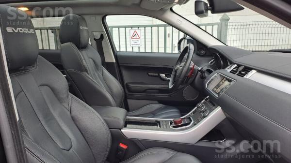 Black Land Rover Range Rover Evoque 2014 in Tukums, with an engine capacity of 2.20 L and mileage of 250 thousand km for 12900 €, photo 9 on AUTOMOTO.COM.LV