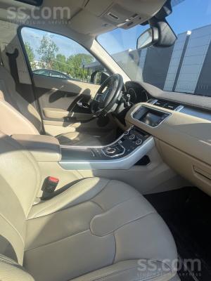 Melns Land Rover Range Rover Evoque 2014 Rīga, ar dzinēja tilpumu 2.20 L un nobraukumu 225 tūkst. km par 11500 €, foto 9 vietnē AUTOMOTO.COM.LV