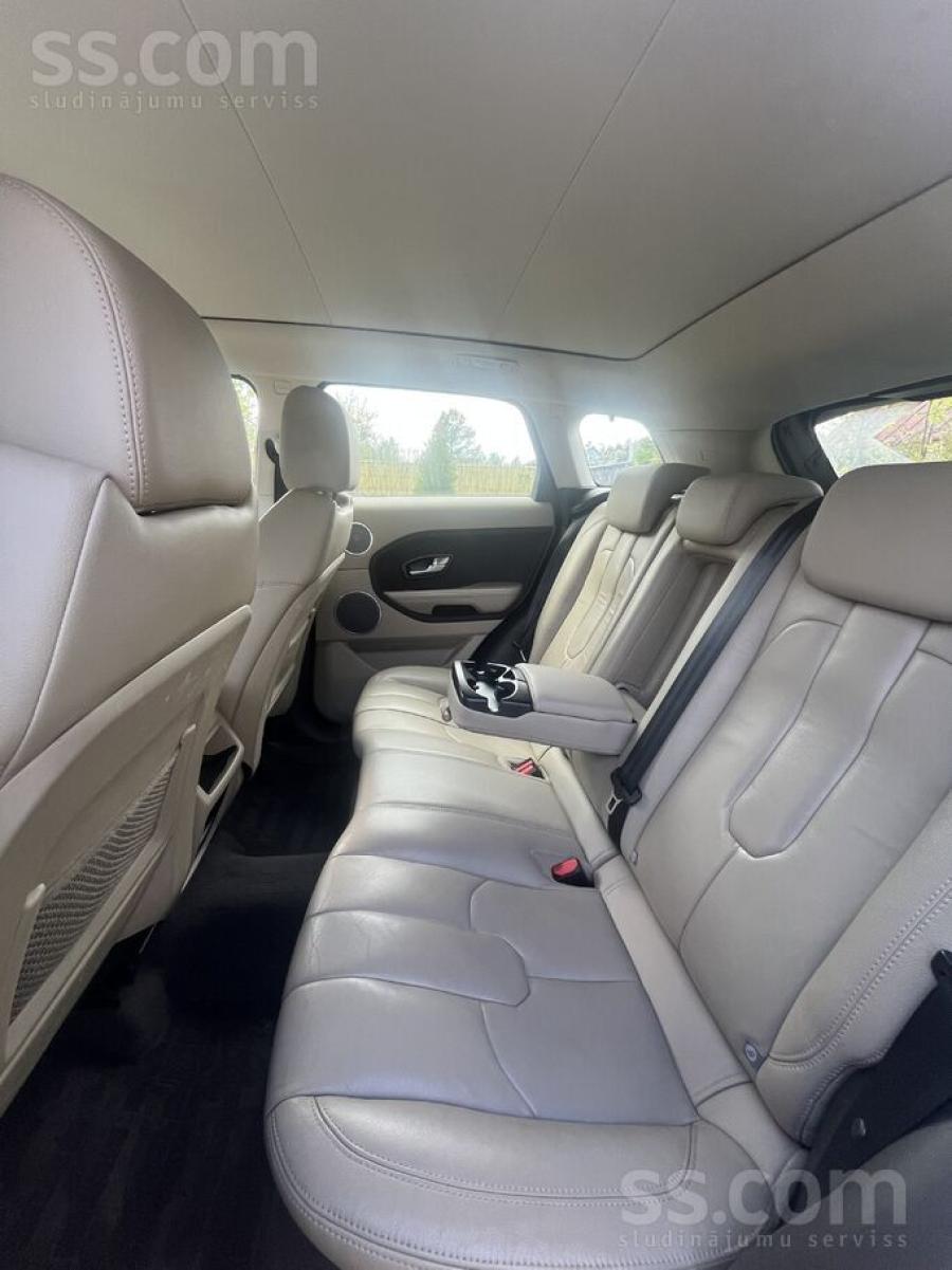 Melns Land Rover Range Rover Evoque 2014 Rīga, ar dzinēja tilpumu 2.20 L un nobraukumu 225 tūkst. km par 11500 €, foto 11 vietnē AUTOMOTO.COM.LV