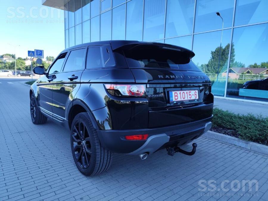 Black Land Rover Range Rover Evoque 2014 in Rezekne, with an engine capacity of 2.20 L and mileage of 278 thousand km for 10800 €, photo 8 on AUTOMOTO.COM.LV