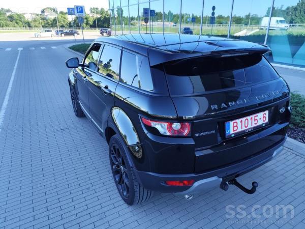 Melns Land Rover Range Rover Evoque 2014 Rēzekne, ar dzinēja tilpumu 2.20 L un nobraukumu 278 tūkst. km par 10800 €, foto 9 vietnē AUTOMOTO.COM.LV