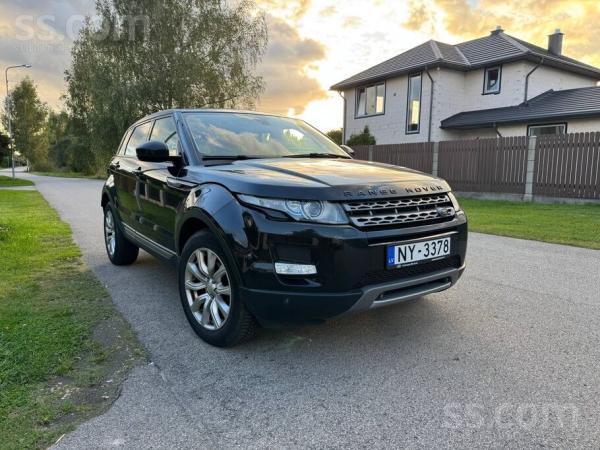 Black Land Rover Range Rover Evoque 2014 in Riga, with an engine capacity of 2.20 L and mileage of 150 thousand km for 10900 €, photo 2 on AUTOMOTO.COM.LV