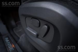 Melns Land Rover Range Rover Evoque 2014 Jelgava, ar dzinēja tilpumu 2.20 L un nobraukumu 234 tūkst. km par 12800 €, foto 16 vietnē AUTOMOTO.COM.LV