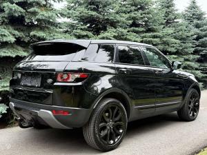 Black Land Rover Range Rover Evoque 2014 in Utena, with an engine capacity of 2.18 L and mileage of 273 thousand km for 8600 €, photo 4 on AUTOMOTO.COM.LV