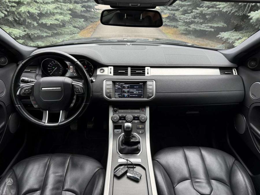 Black Land Rover Range Rover Evoque 2014 in Utena, with an engine capacity of 2.18 L and mileage of 273 thousand km for 8600 €, photo 11 on AUTOMOTO.COM.LV