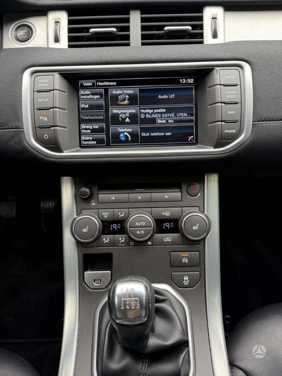 Black Land Rover Range Rover Evoque 2014 in Utena, with an engine capacity of 2.18 L and mileage of 273 thousand km for 8600 €, photo 12 on AUTOMOTO.COM.LV
