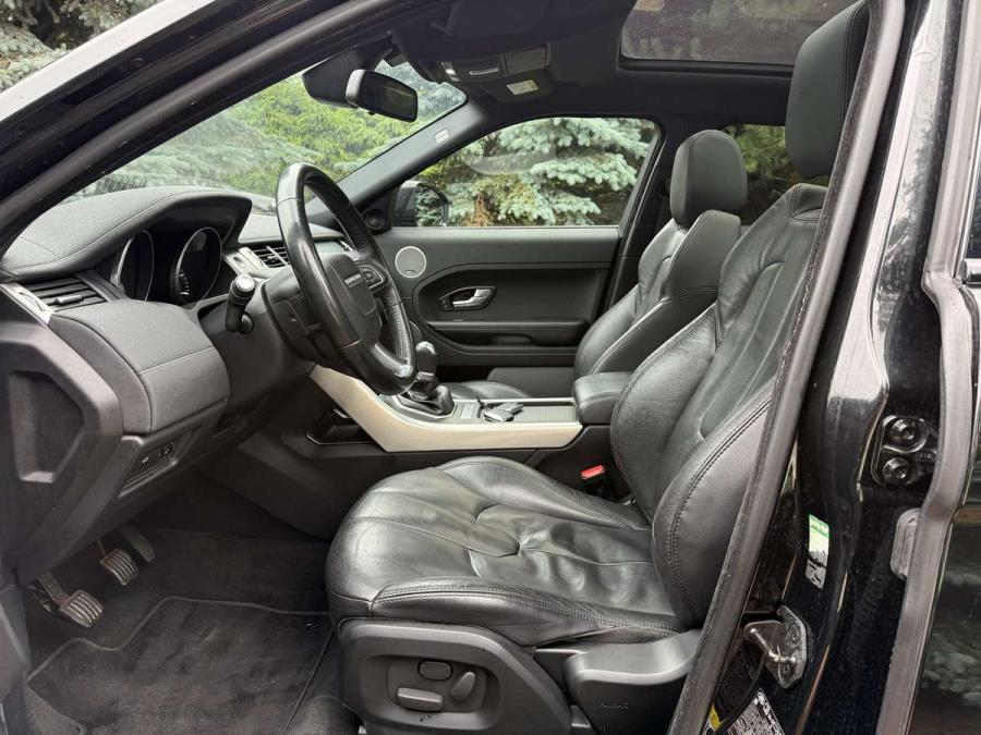 Black Land Rover Range Rover Evoque 2014 in Utena, with an engine capacity of 2.18 L and mileage of 273 thousand km for 8600 €, photo 14 on AUTOMOTO.COM.LV