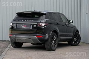 Melns Land Rover Range Rover Evoque 2014 Ogre, ar dzinēja tilpumu 2.20 L un nobraukumu 226 tūkst. km par 11700 €, foto 5 vietnē AUTOMOTO.COM.LV