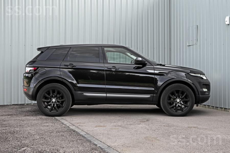 Melns Land Rover Range Rover Evoque 2014 Ogre, ar dzinēja tilpumu 2.20 L un nobraukumu 226 tūkst. km par 11700 €, foto 6 vietnē AUTOMOTO.COM.LV