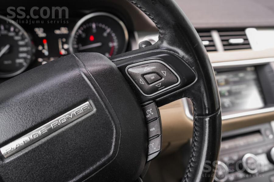 Melns Land Rover Range Rover Evoque 2014 Ogre, ar dzinēja tilpumu 2.20 L un nobraukumu 226 tūkst. km par 11700 €, foto 13 vietnē AUTOMOTO.COM.LV