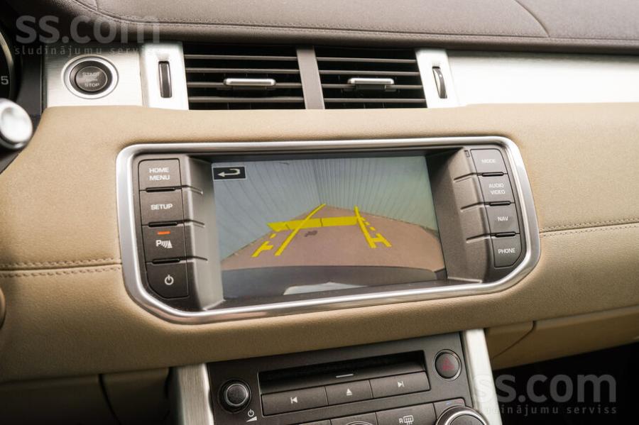 Melns Land Rover Range Rover Evoque 2014 Ogre, ar dzinēja tilpumu 2.20 L un nobraukumu 226 tūkst. km par 11700 €, foto 15 vietnē AUTOMOTO.COM.LV