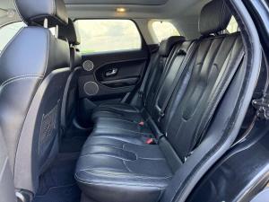 Melns Land Rover Range Rover Evoque 2014 Utena, ar dzinēja tilpumu 2.18 L un nobraukumu 239 tūkst. km par 11950 €, foto 15 vietnē AUTOMOTO.COM.LV