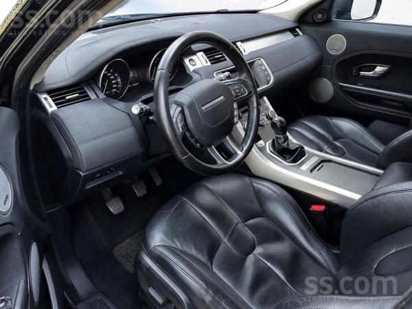 Melns Land Rover Range Rover Evoque 2014 Jelgava, ar dzinēja tilpumu 2.20 L un nobraukumu 201 tūkst. km par 9990 €, foto 8 vietnē AUTOMOTO.COM.LV
