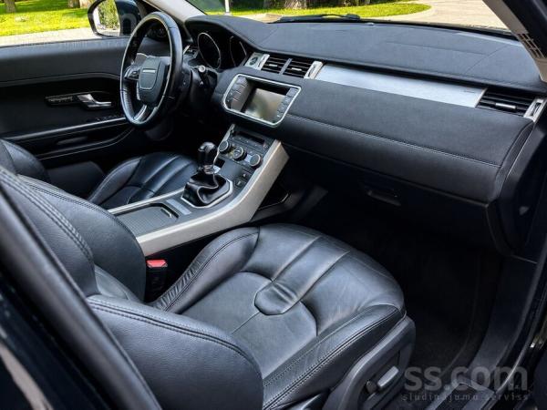 Melns Land Rover Range Rover Evoque 2014 Jelgava, ar dzinēja tilpumu 2.20 L un nobraukumu 201 tūkst. km par 9990 €, foto 9 vietnē AUTOMOTO.COM.LV