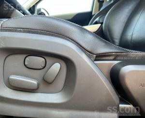 Melns Land Rover Range Rover Evoque 2014 Jelgava, ar dzinēja tilpumu 2.20 L un nobraukumu 201 tūkst. km par 9990 €, foto 12 vietnē AUTOMOTO.COM.LV