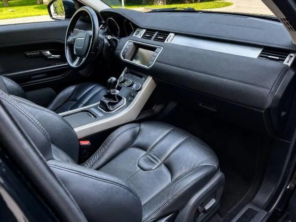 Melns Land Rover Range Rover Evoque 2014 Jelgava, ar dzinēja tilpumu 2.20 L un nobraukumu 201 tūkst. km par 9990 €, foto 9 vietnē AUTOMOTO.COM.LV