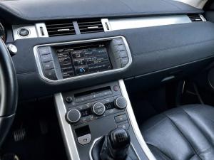 Melns Land Rover Range Rover Evoque 2014 Jelgava, ar dzinēja tilpumu 2.20 L un nobraukumu 201 tūkst. km par 9990 €, foto 15 vietnē AUTOMOTO.COM.LV