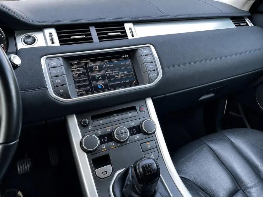 Melns Land Rover Range Rover Evoque 2014 Jelgava, ar dzinēja tilpumu 2.20 L un nobraukumu 201 tūkst. km par 9990 €, foto 15 vietnē AUTOMOTO.COM.LV