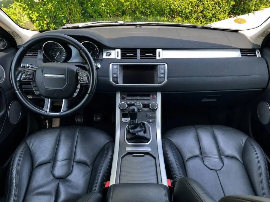 Melns Land Rover Range Rover Evoque 2014 Jelgava, ar dzinēja tilpumu 2.20 L un nobraukumu 201 tūkst. km par 9990 €, foto 16 vietnē AUTOMOTO.COM.LV