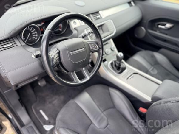 Melns Land Rover Range Rover Evoque 2014 Rīga, ar dzinēja tilpumu 2.20 L un nobraukumu 211 tūkst. km par 9995 €, foto 9 vietnē AUTOMOTO.COM.LV