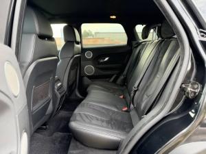Melns Land Rover Range Rover Evoque 2014 Rīga, ar dzinēja tilpumu 2.20 L un nobraukumu 211 tūkst. km par 9995 €, foto 8 vietnē AUTOMOTO.COM.LV