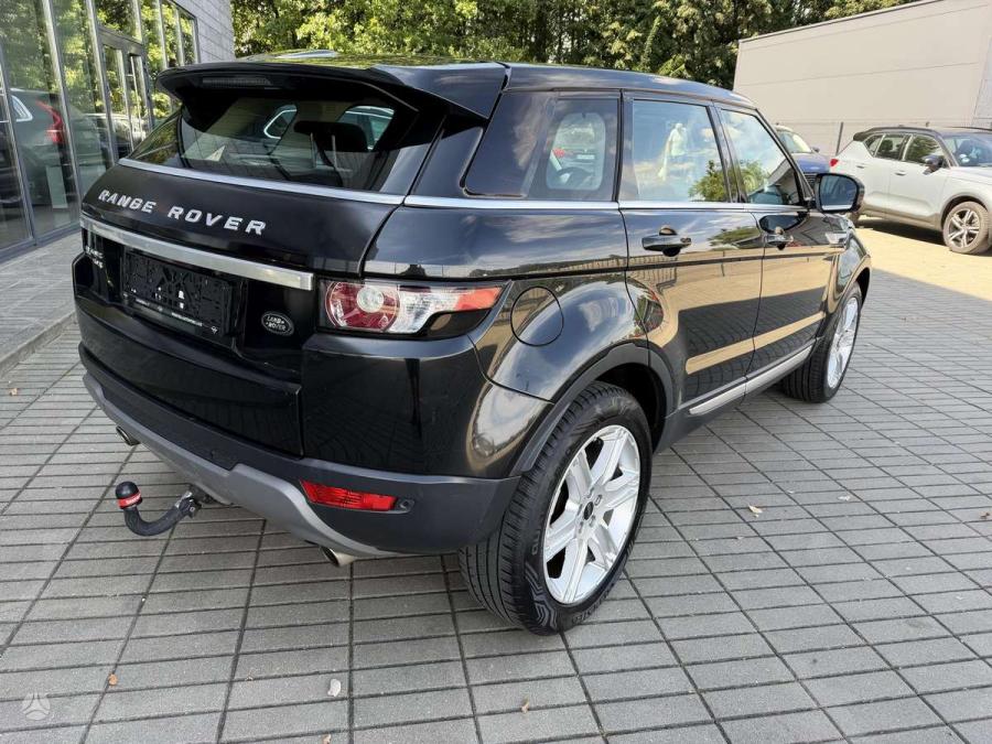 Black Land Rover Range Rover Evoque 2014 in Kaunas, with an engine capacity of 2.18 L and mileage of 275 thousand km for 9200 €, photo 4 on AUTOMOTO.COM.LV